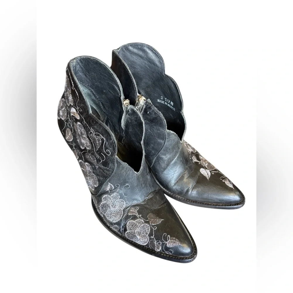 Old Gringo | Shoes | Old Gringo Black And Gray Embroidered Ankle Boots ...